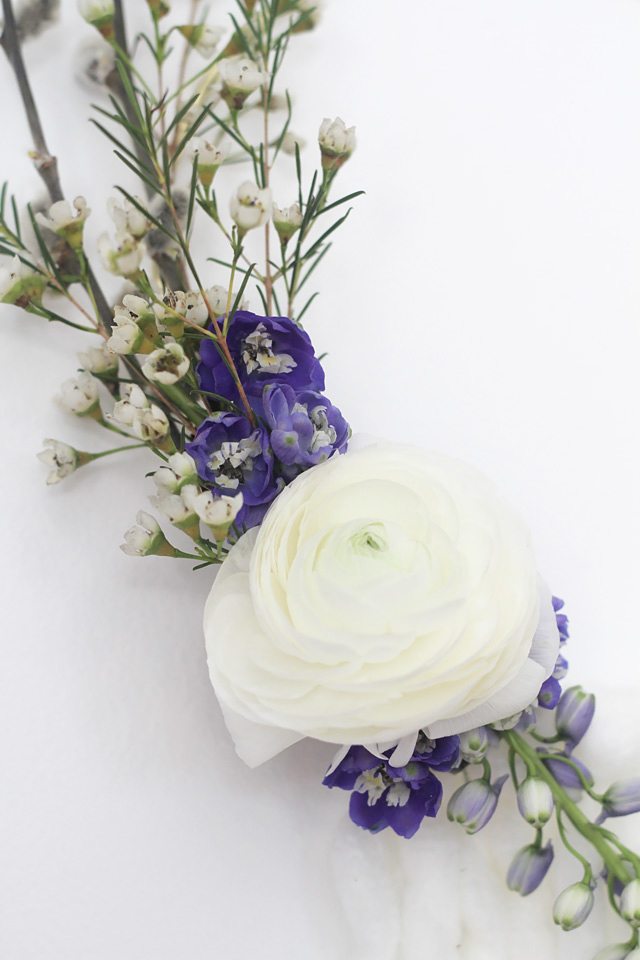 DIY Modern Spring Floral Wreath - Shrimp Salad Circus