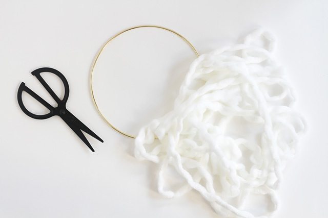 DIY Modern Spring Floral Wreath - Shrimp Salad Circus